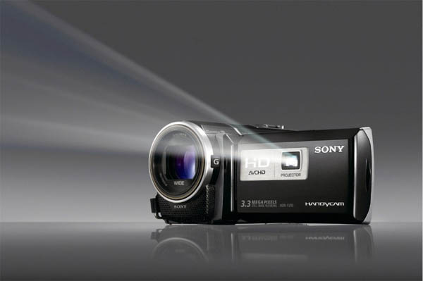 Sony muestra su primer handycam 3D