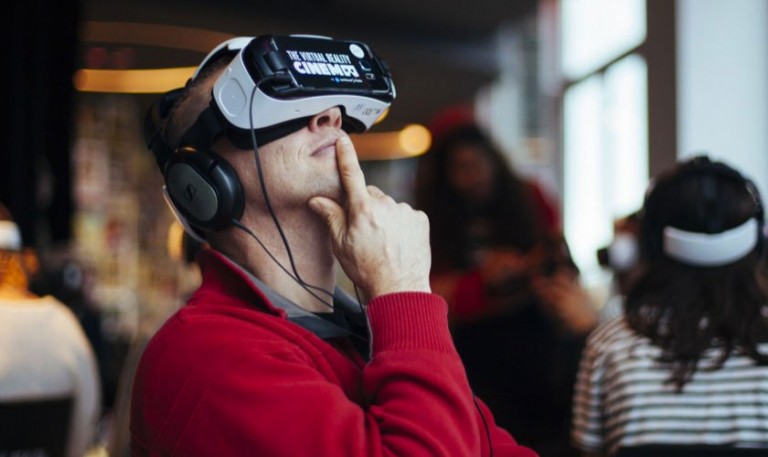 Este es el primer cine de realidad virtual