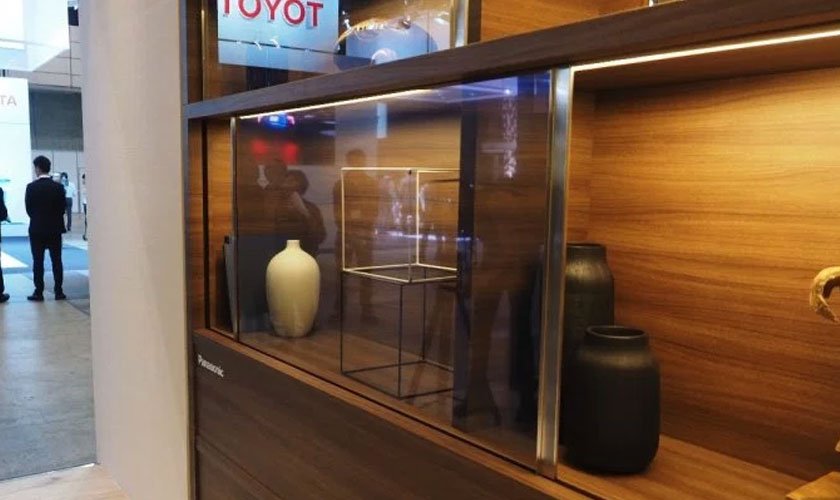 La evolución de la pantalla transparente de Panasonic