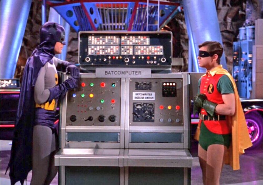unocero - 5 tecnologías retro de Batman que siempre quisimos tener