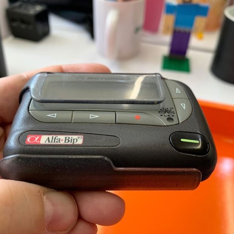 unocero - Las cosas que viviste en los 90, si mandaste mensajes a un bíper