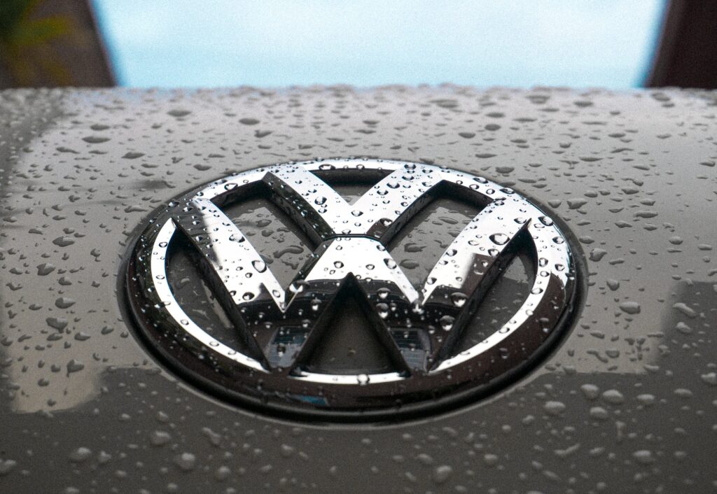 unocero - Volkswagen usará Android Automotive, pero seguirá los pasos ...