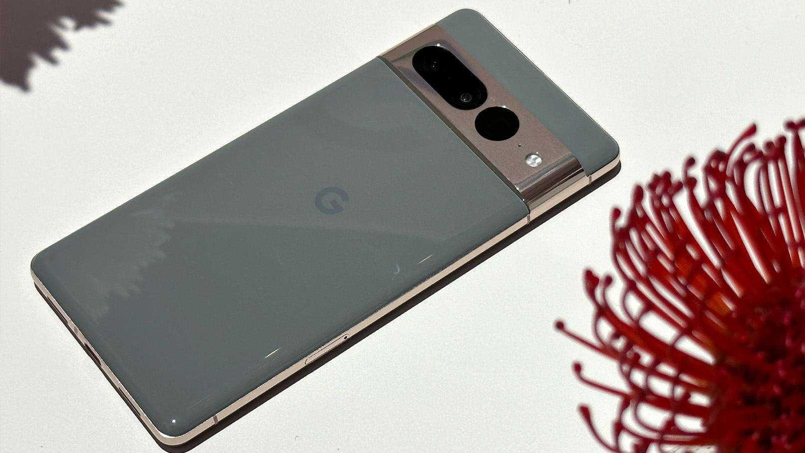 unocero - Pixel 7 Pro, el Android perfecto de Google, pero no el ...